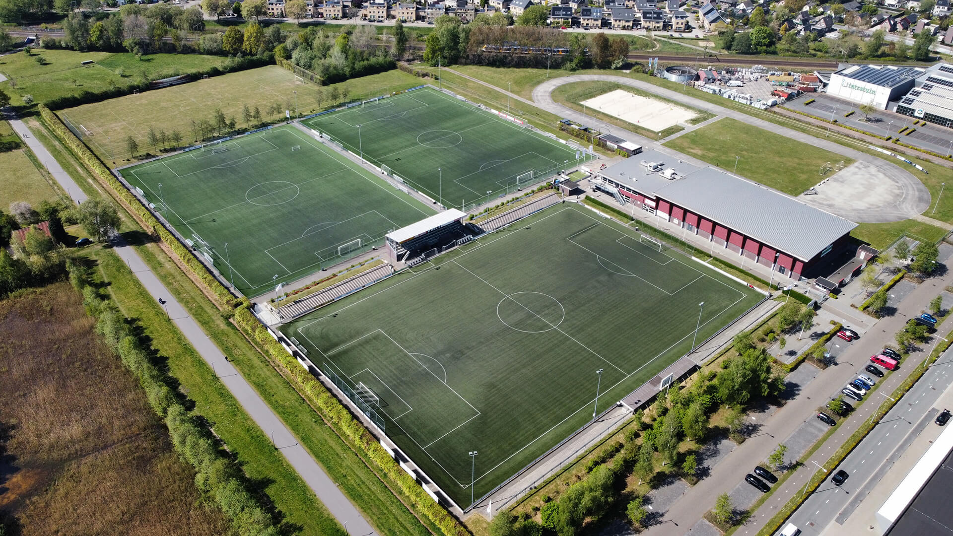 Voorwaarts kent twee gezichten - Deventer Voetbal