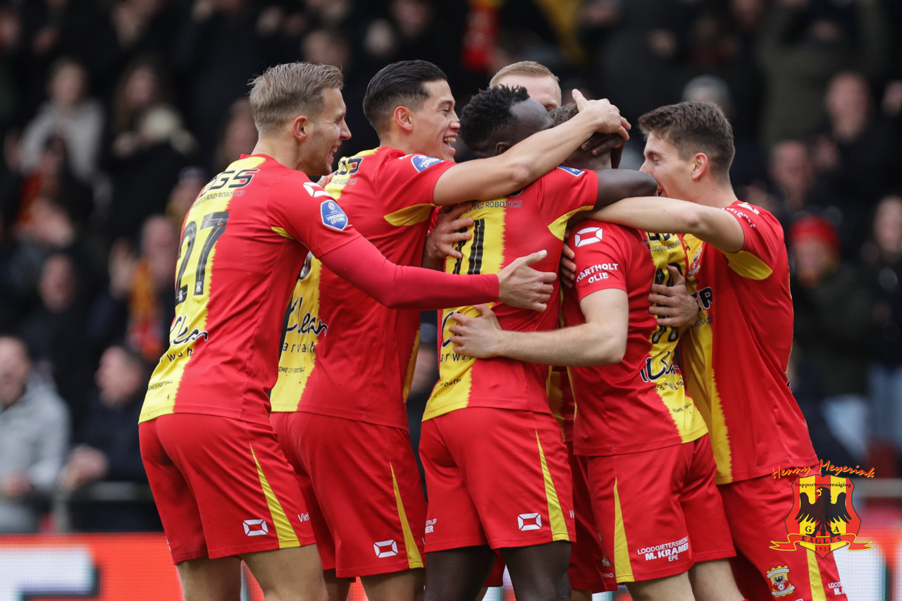 Go Ahead Eagles verdiende winnaar in derby tegen FC Twente - UPDATE ...
