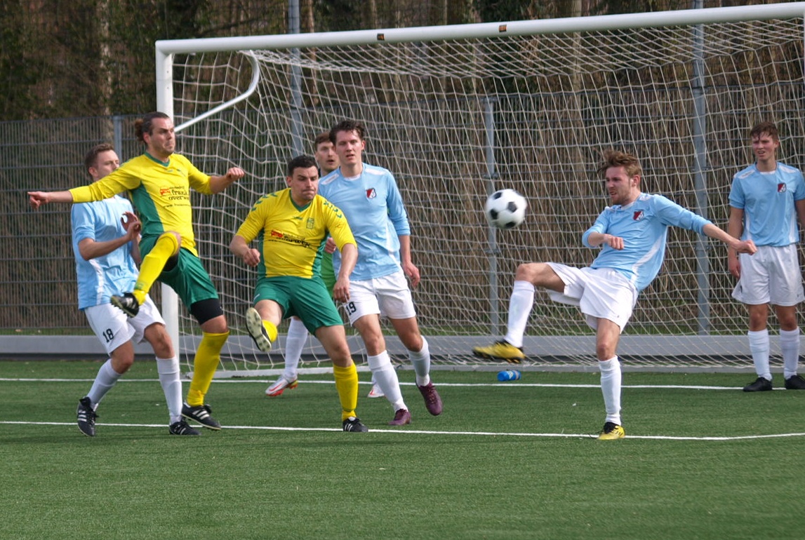 Angstig en slordig Overwetering verliest - Deventer Voetbal