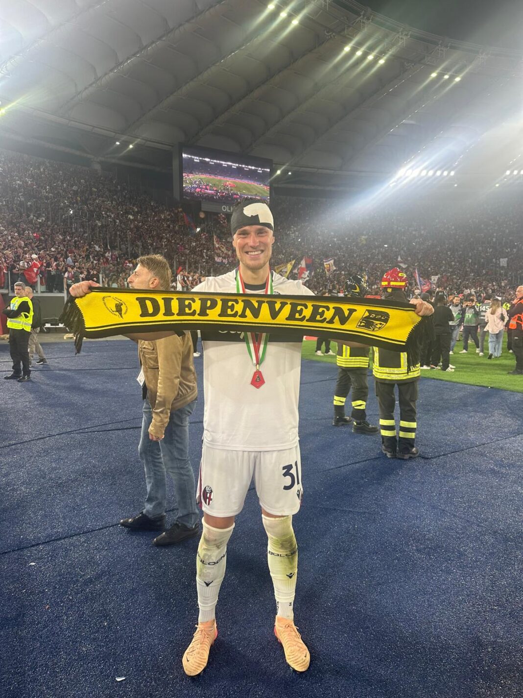 Sam Beukema wint met Bologna de Coppa Italia - Deventer Voetbal