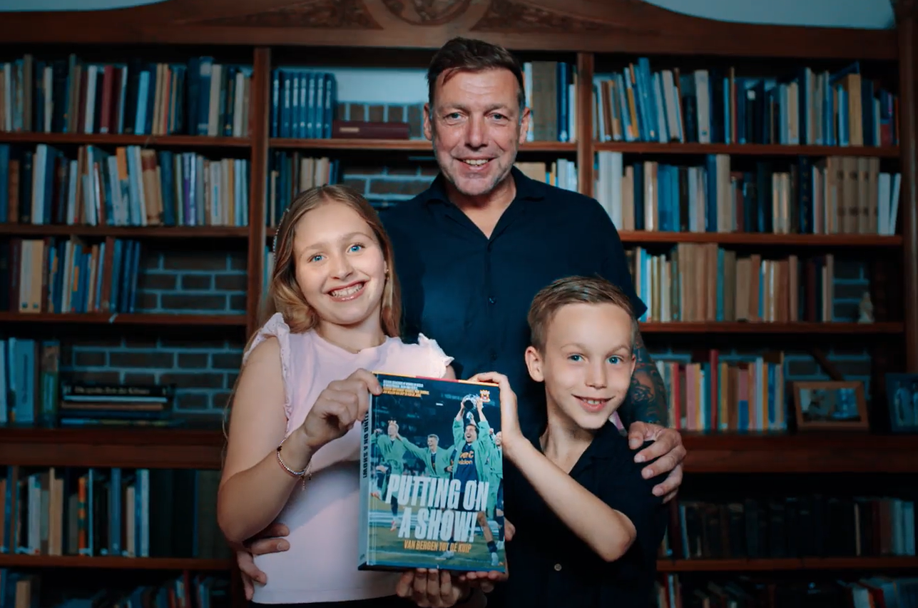 Presentatie 'Putting on a show' - "Boek voltooid de trilogie ...