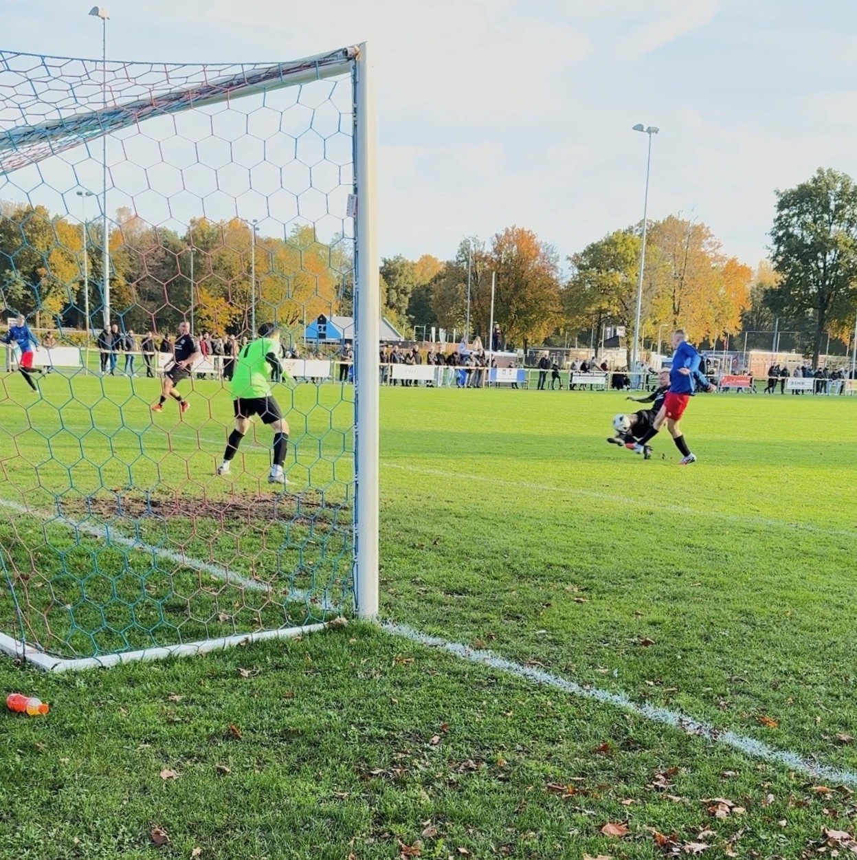 Davo pakt de derby op karakter - Deventer Voetbal