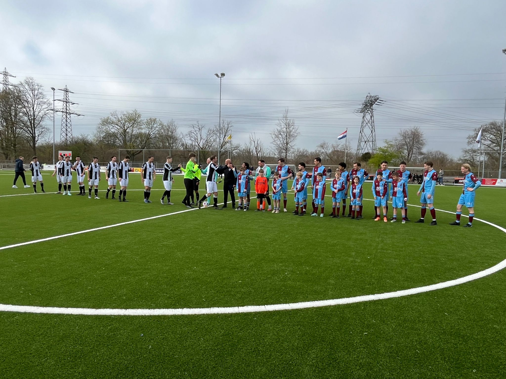 Goudhaantje Kai van de Beld bezorgt met 2e hattrick op rij FC RDC de ...